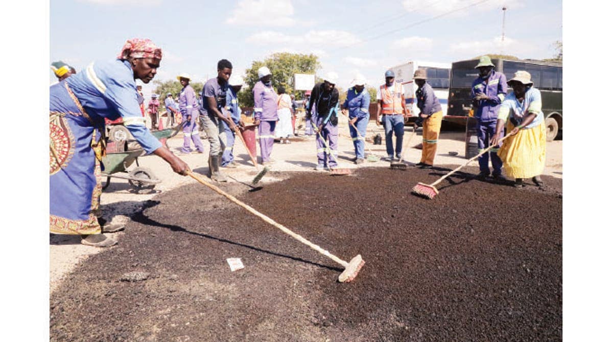 Emergency Road Work In Full Swing - Urban Councils Association of Zimbabwe